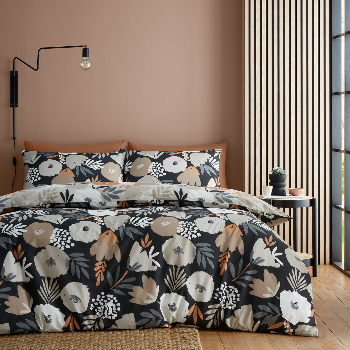 Yasmin Duvet Cover Set in Black – Ulster Weavers