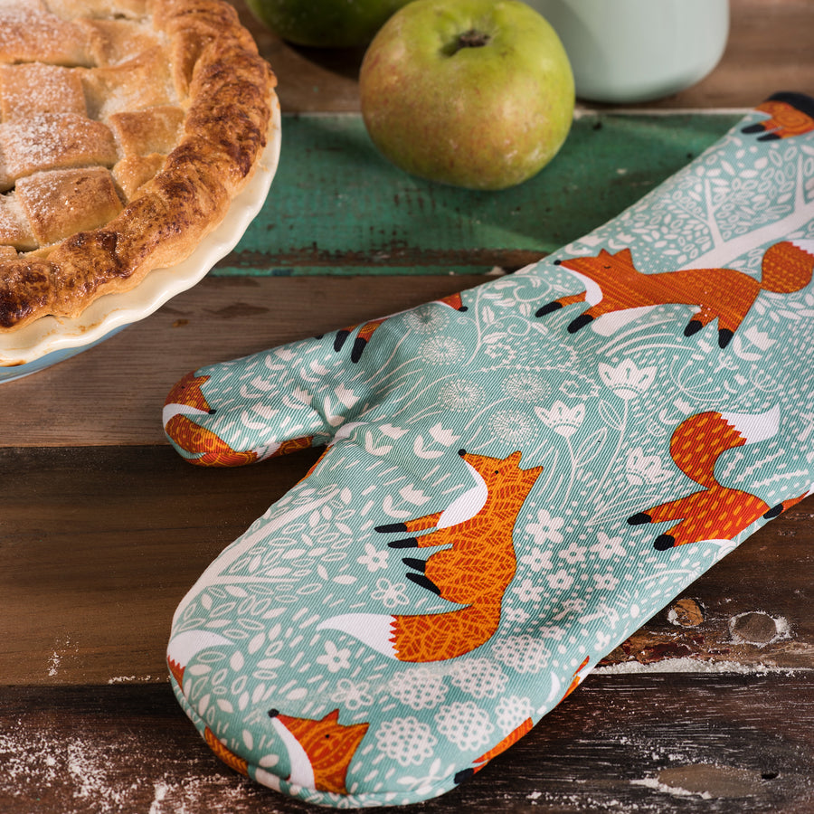 Foraging Fox Gauntlet Oven Glove in Blue – Ulster Weavers